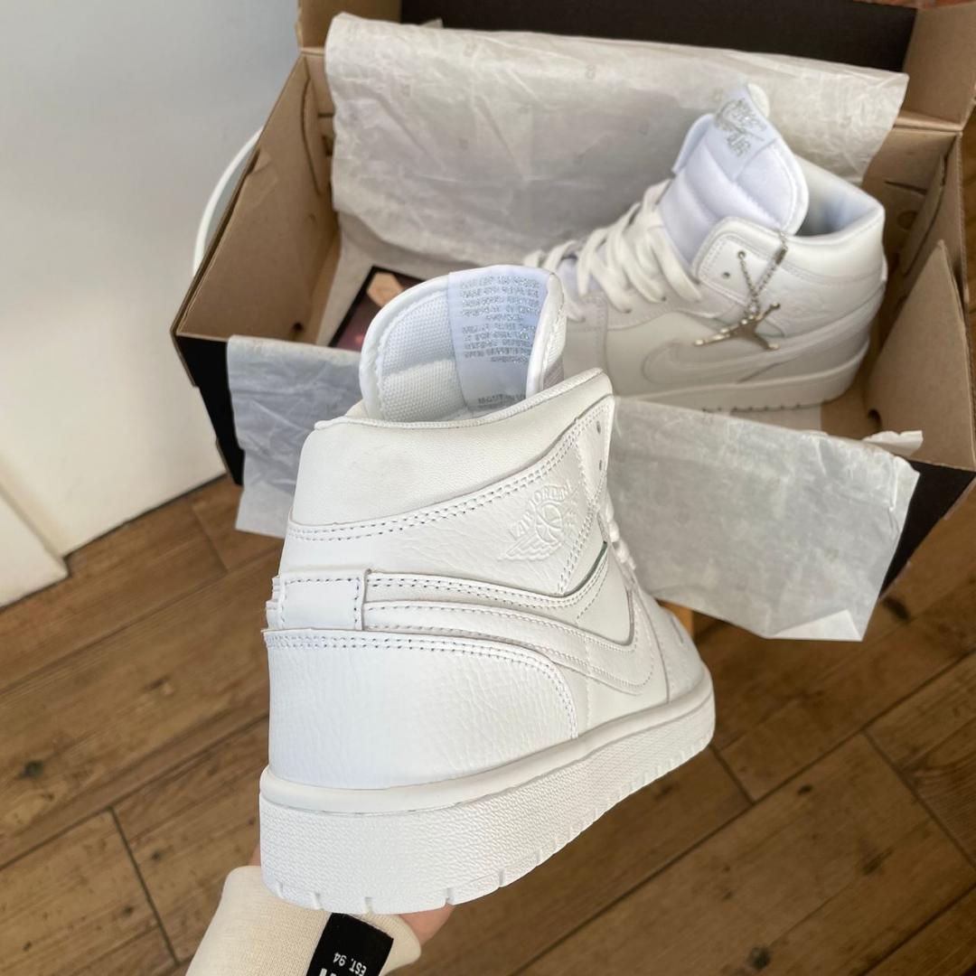 Nike Air Jordan 1 Retro High Full White v2